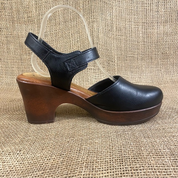 Born | Shoes | Born Sandals Platform Clog Heels Boc Natasha Black 9m ...